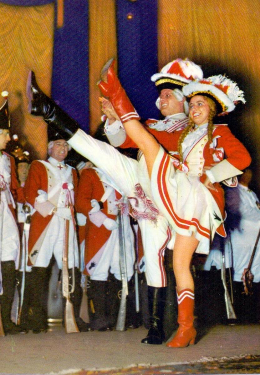 5000 KÖLN, KARNEVAL, Rote Funken, Mariechen | oldhting.de