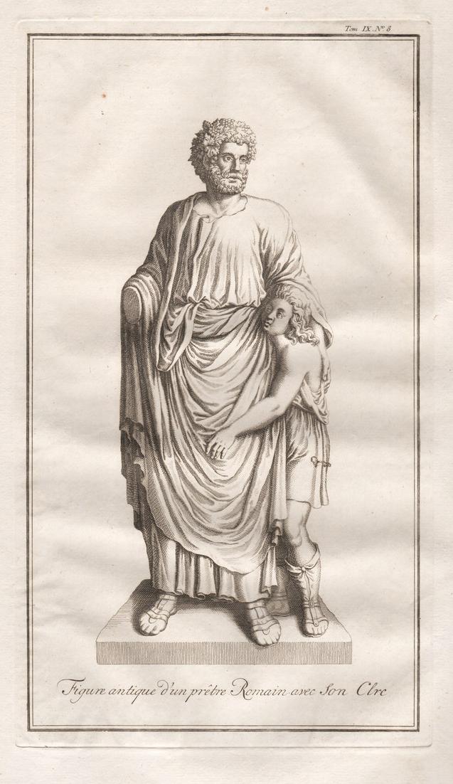 Figure antique d'un pretre Romain avec son clre. - Roman priest ...