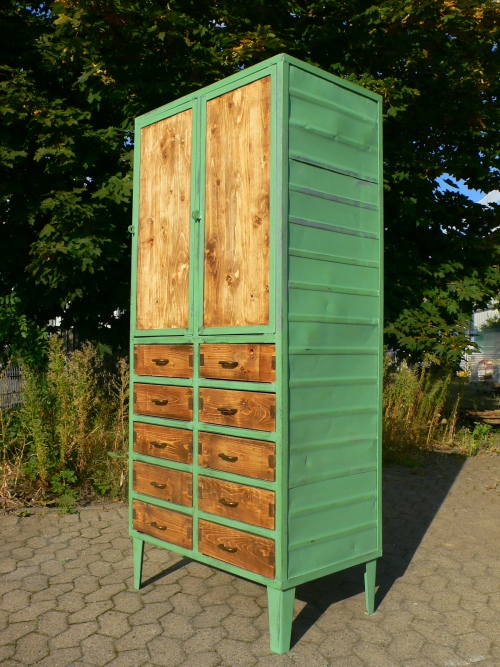 Der Artikel mit der oldthing-id 25457015 ist aktuell ausverkauft.