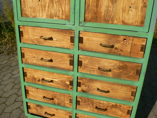 Der Artikel mit der oldthing-id 25457015 ist aktuell ausverkauft.