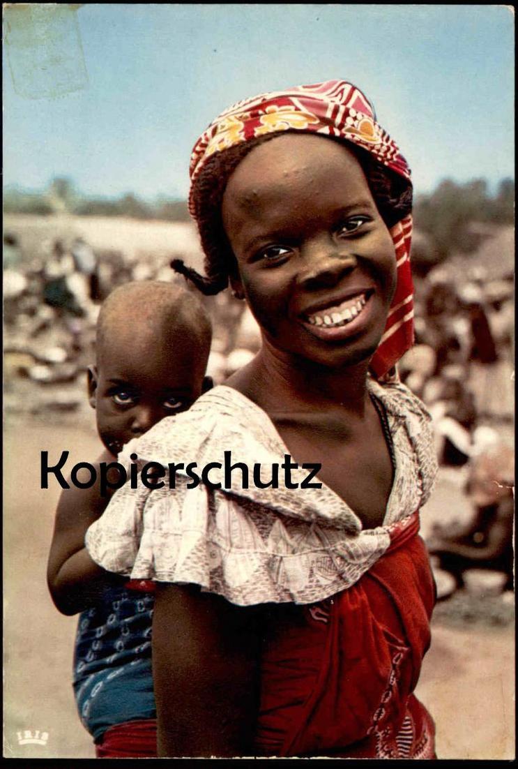 ÄLTERE POSTKARTE AFRICA IN PICTURES KENIA YOUNG MAMMY JEUNE MAMAN Child ...