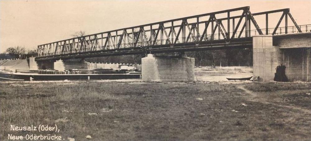 ALTE POSTKARTE NEUSALZ ODER NEUE ODERBRÜCKE SCHLESIEN Brücke Nowa Sol ...