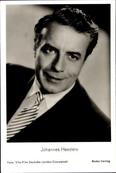 Ak Schauspieler und Sänger Johannes Heesters, Portrait, Liebeskrieg ...