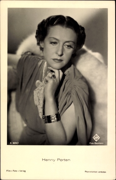 Ak Schauspielerin Henny Porten, Portrait Nr. 3651332 - oldthing Ansichtskarten: Adel ...