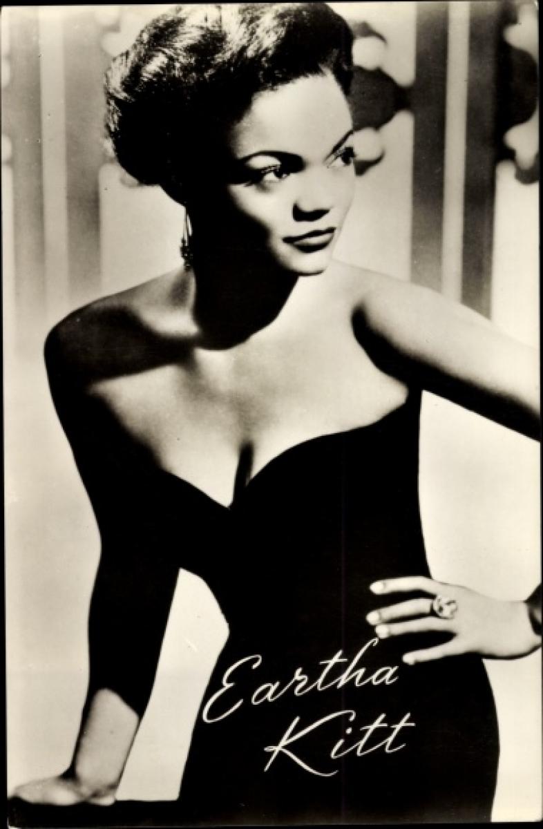 Ak Schauspielerin und Sängerin Eartha Kitt, Portrait Nr. 3698584 - oldthing Ansichtskarten: Adel ...