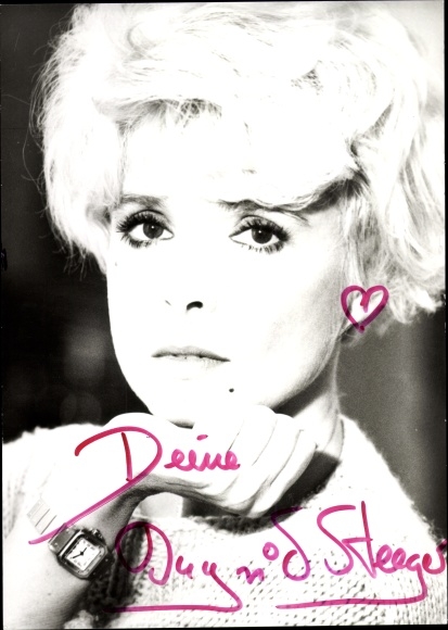 Ak Schauspielerin Ingrid Steeger, Portrait, Autogramm Nr. 3732656 ...