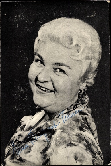 Foto Ak Schauspielerin Erna Raupach-Petersen, Portrait, Autogramm Nr ...