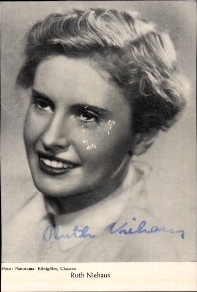 Foto Autogramm Schauspielerin Ruth.. | Ansichtskarten günstig