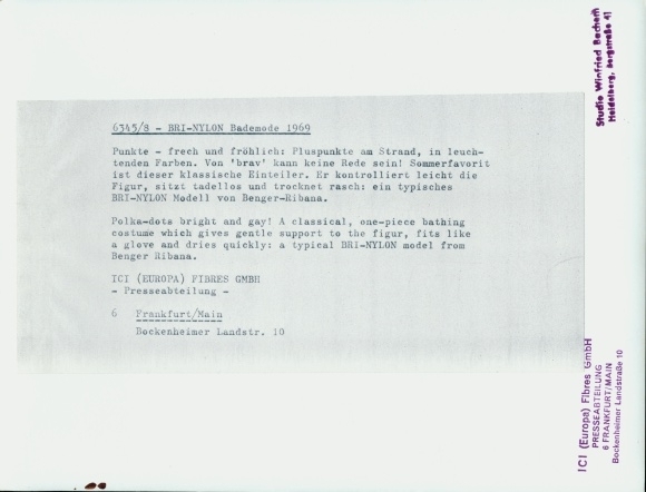 Foto Model im Badeanzug aus Bri Nylon von Benger Ribana, 1969 Nr ...