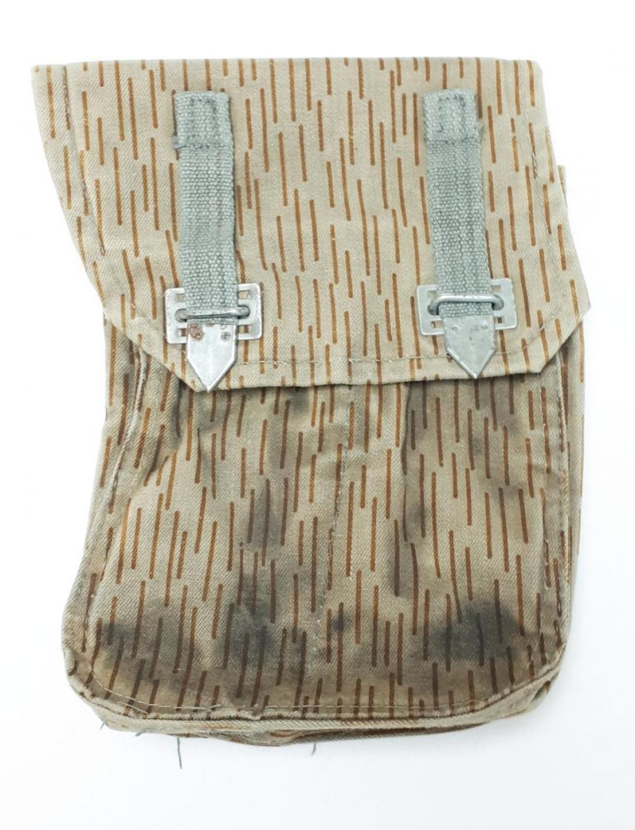 Original DDR NVA Magazintasche AK 47 gebogen Nr. 0111550689 - oldthing: DDR