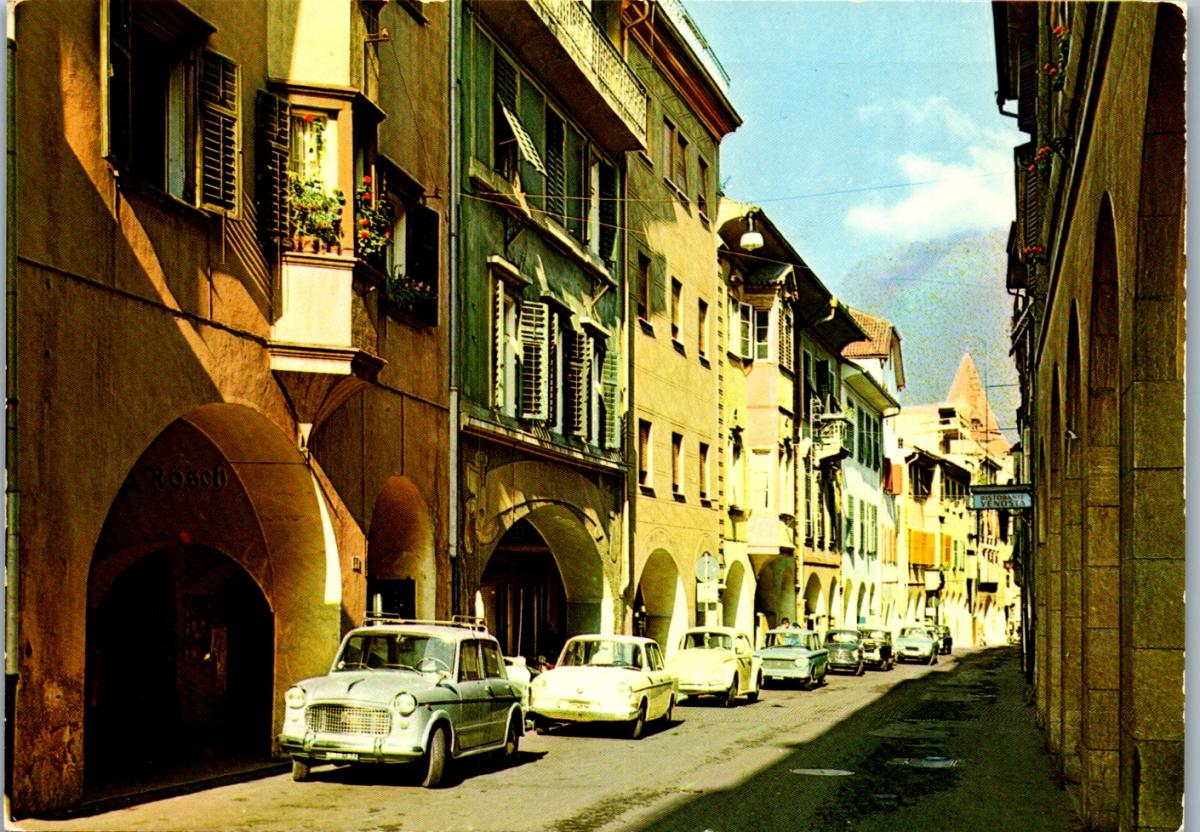 33687 - Italien - Meran , Merano , Citta Vecchia , I Portici , Auto ...