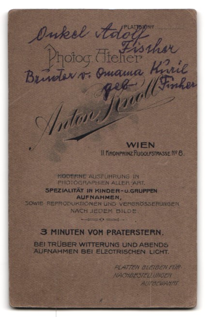 Fotografie Anton Knoll, Wien, Portrait Adolf Fischer im Anzug mit ...