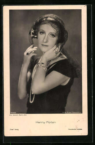 AK Schauspielerin Henny Porten im Kostüm einer Filmrolle Nr. 11238162 - oldthing Ansichtskarten ...