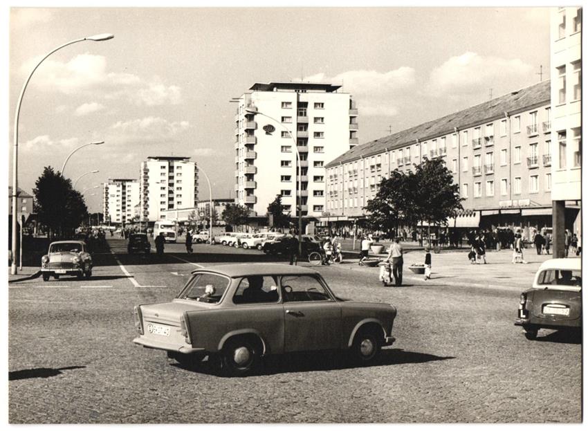 20 Fotografien Ansicht Städte der DDR, Jena, Rostock, Schwerin ...
