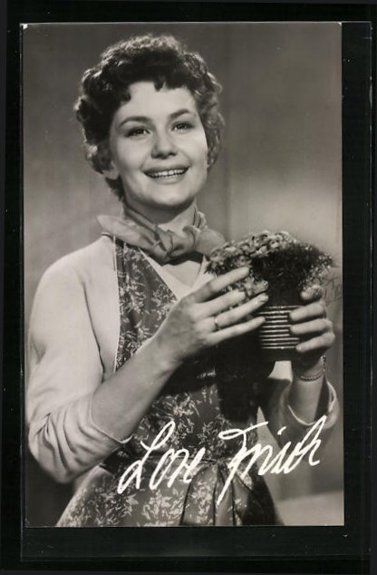 AK Schauspielerin Lore Frisch mit.. | Ansichtskarten günstig