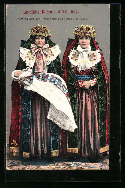 AK Porta Westfalica, Ländliche Paten in Tracht mit Täufling Nr ...