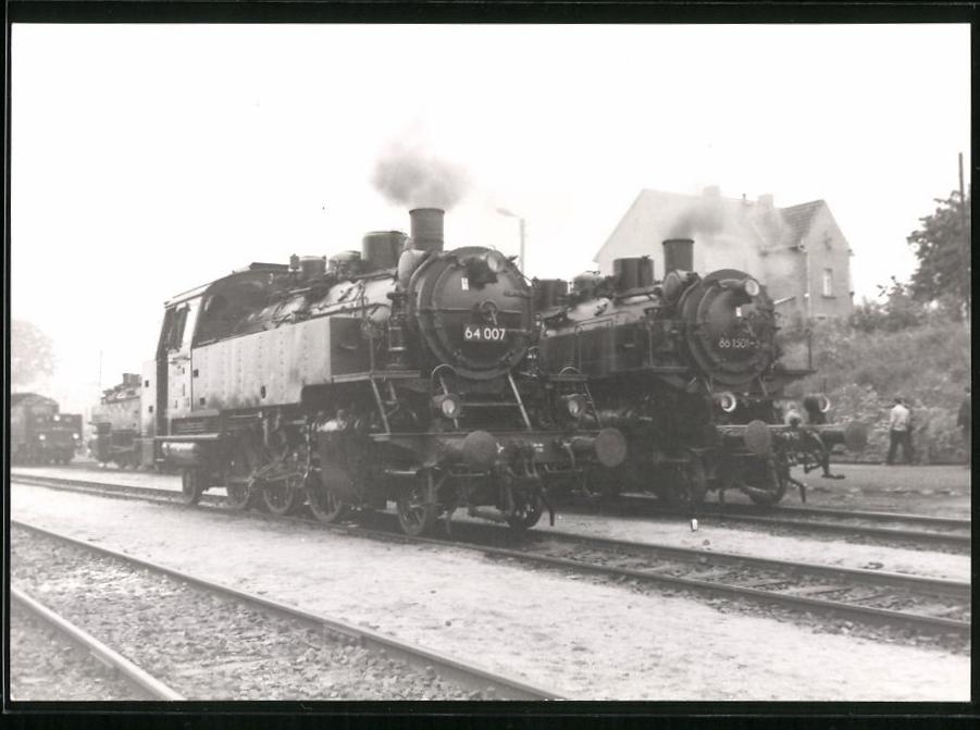 Fotografie Deutsche Reichsbahn DDR, Dampflok - Lokomotive Nr. 64 007 ...