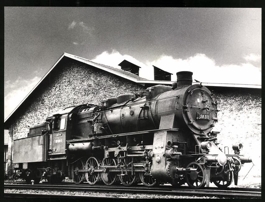 Fotografie deutsche Eisenbahn, ehemalige Reichsbahn-Dampflok, Tender ...