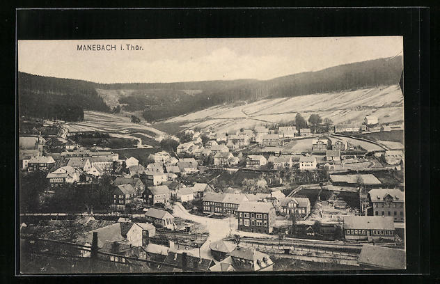 AK Manebach i. Thüringen, Generalansicht der Stadt, Blick über die ...