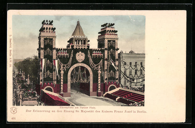 AK Berlin, Ehrenpforte mit Zuschauersitzen am Pariser Platz zum Einzug ...