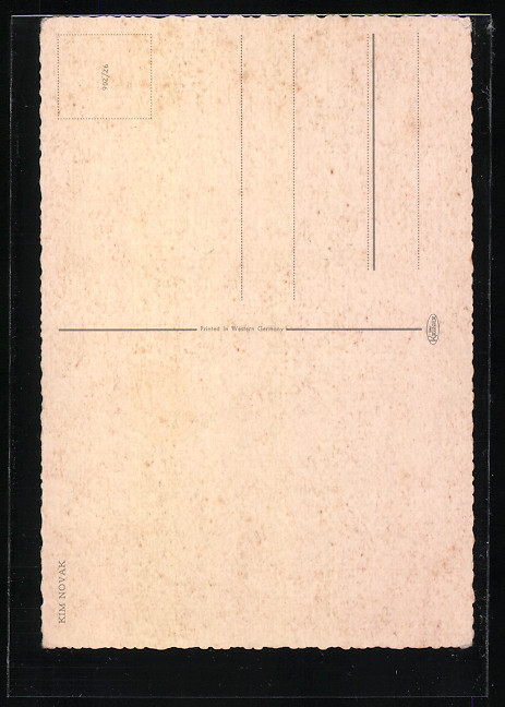 AK Schauspielerin Kim Noval verführerisch mit nackter Schulter Nr. 12223897 - oldthing ...