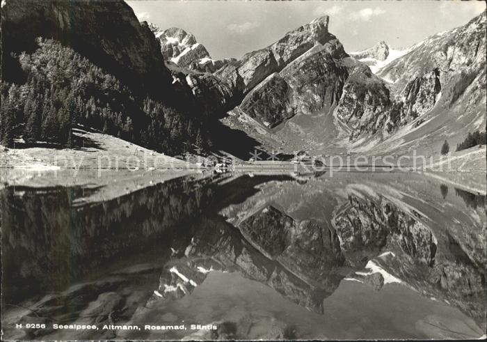 Seealpsee mit Altmann Rossmad Saentis Bergsee Appenzeller Alpen Kat ...