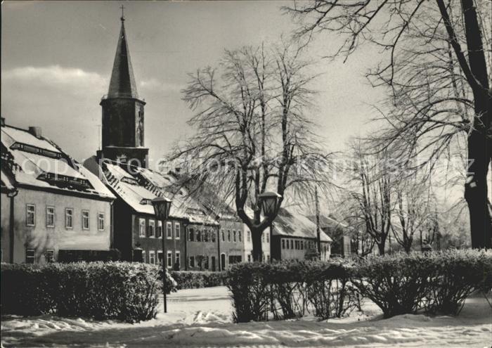 AK / Ansichtskarte Sayda Strasse mit Hindenburgplatz Kirchturm Sayda Nr ...
