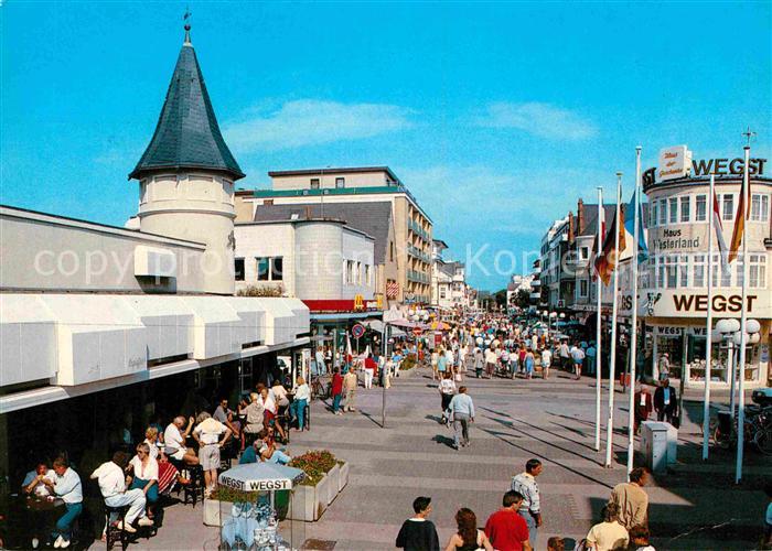 AK / Ansichtskarte Westerland Sylt Fussgaenger Boulevard ...