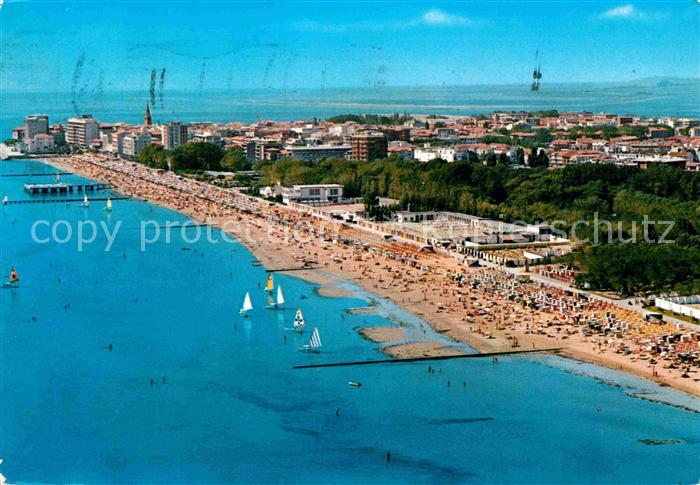AK / Ansichtskarte Grado Pineta Fliegeraufnahme Strand Kat. Gorizia Nr ...