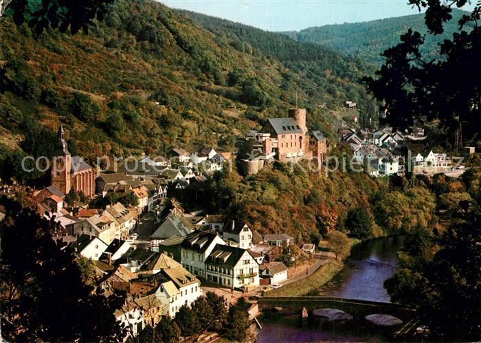 AK / Ansichtskarte Heimbach Eifel Panorama mit Kirche und Schloss Kat ...