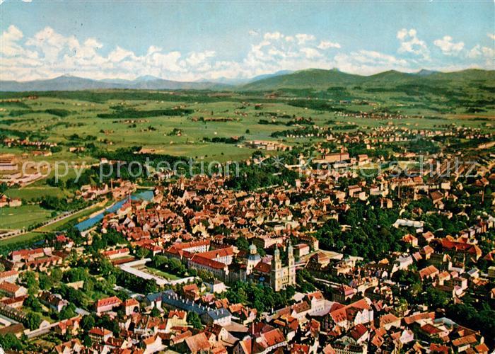 AK / Ansichtskarte Kempten_Allgaeu mit Alpenkette und Zugspitzmassiv ...