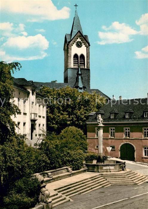 AK / Ansichtskarte Helmbrechts_Oberfranken Treppe Brunnen Kirche ...