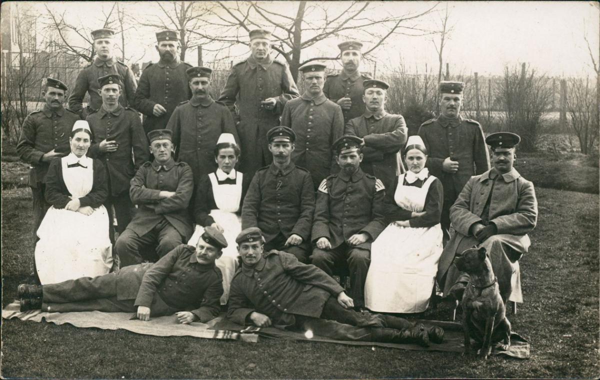 Militär Propaganda Soldaten Lazarett mit Krankenschwester 1. Weltkrieg ...